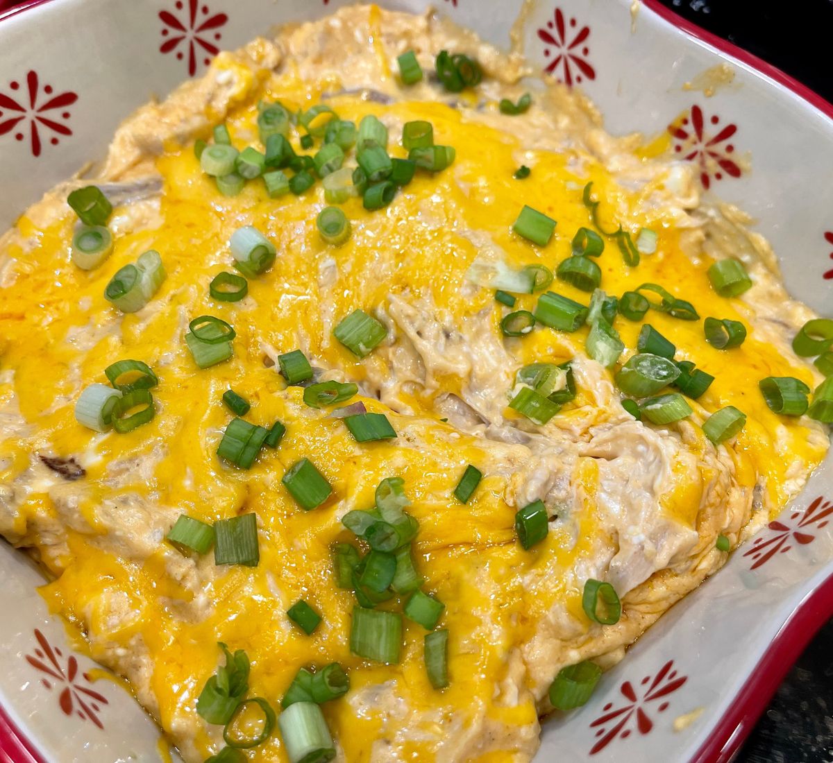 Irresistible Slow Cooker Buffalo Chicken Dip: A Stress-Free Holiday ...