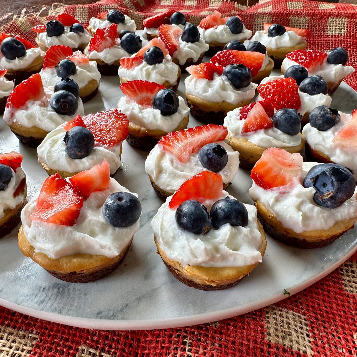 Red White and Blue Mini Cheesecakes (Clean Ingredients + Festive Flair ...