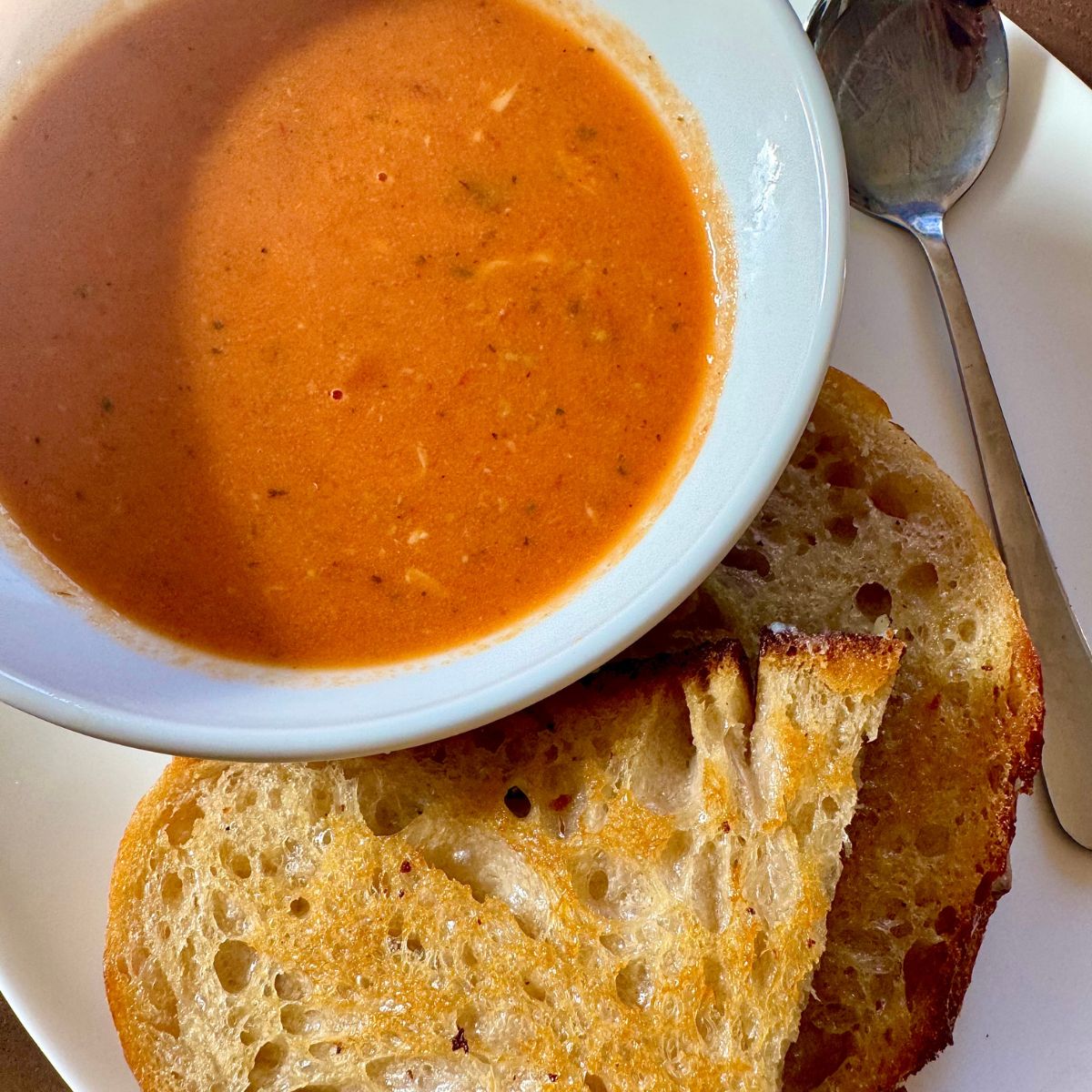 Roasted Red Pepper Tomato Soup (with Crispy Grilled Cheese!) - Meals ...